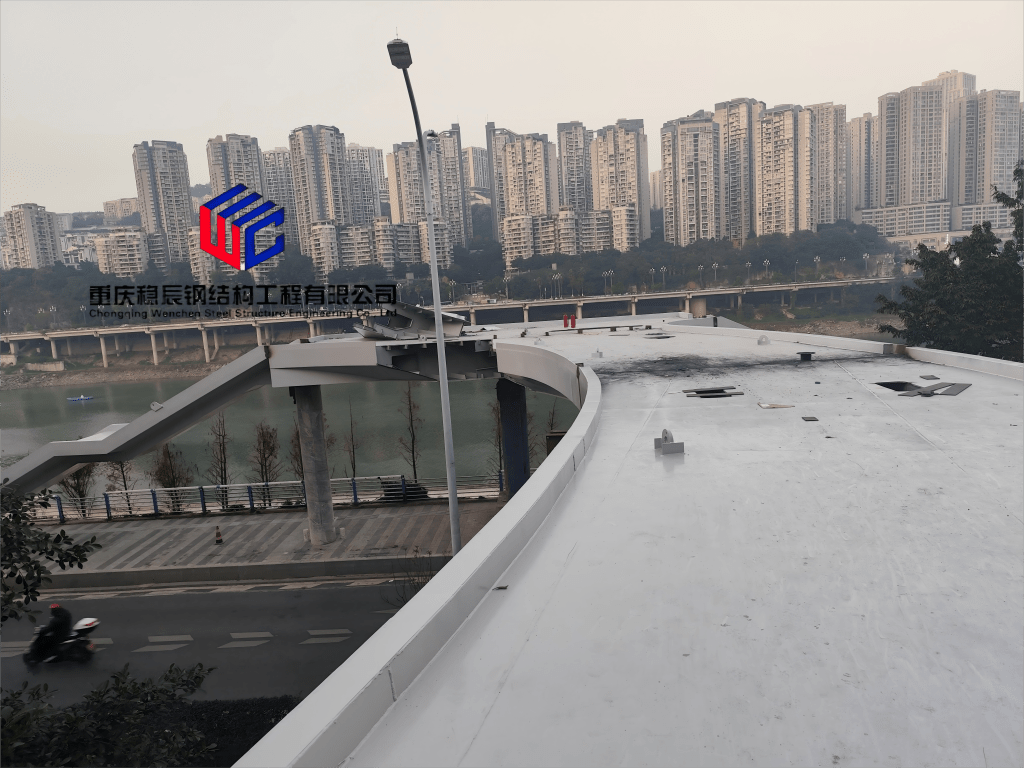 Pedestrian Bridge – Steel Box Girder Skywalk - Chongqing Steel ...